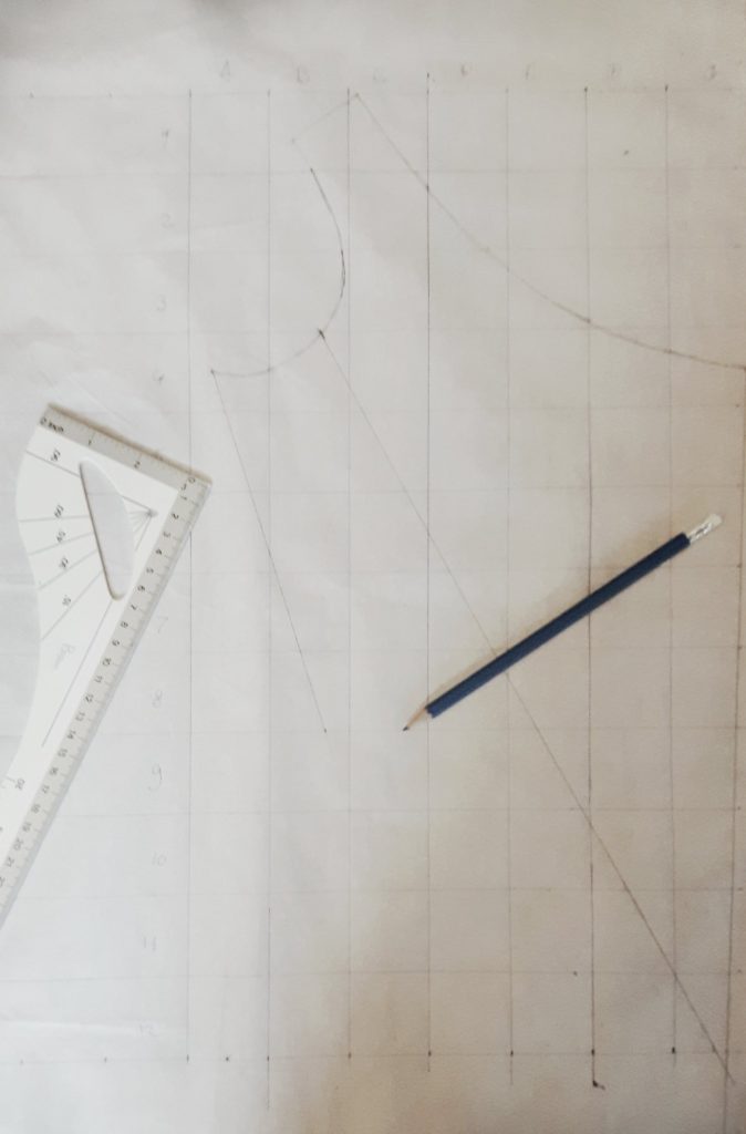 Drawing and altering a stays pattern - Ilse Gregoor Costume Design